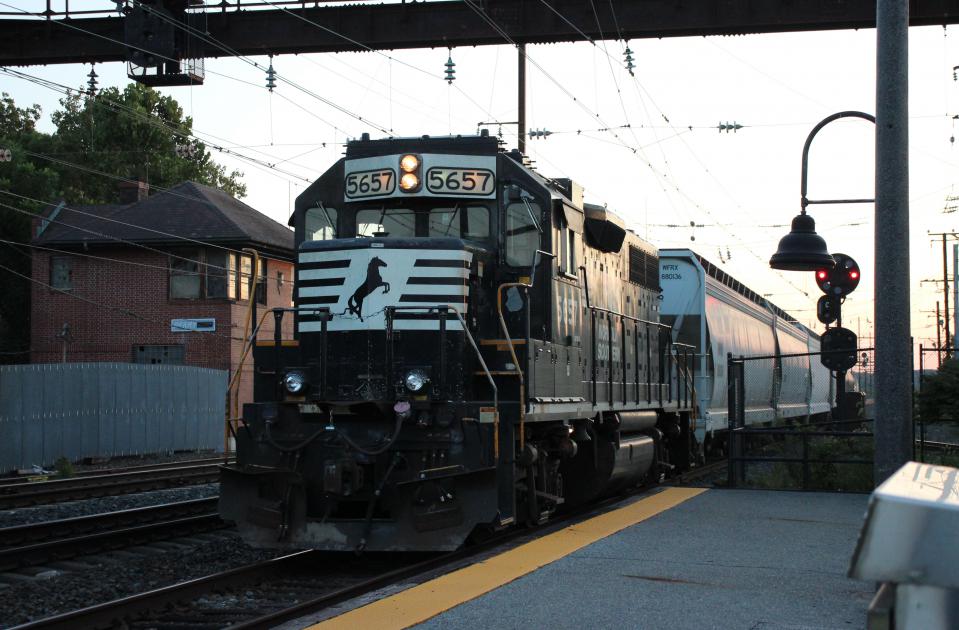 NS 5657 (CR 7886) | Conrail Photo Archive